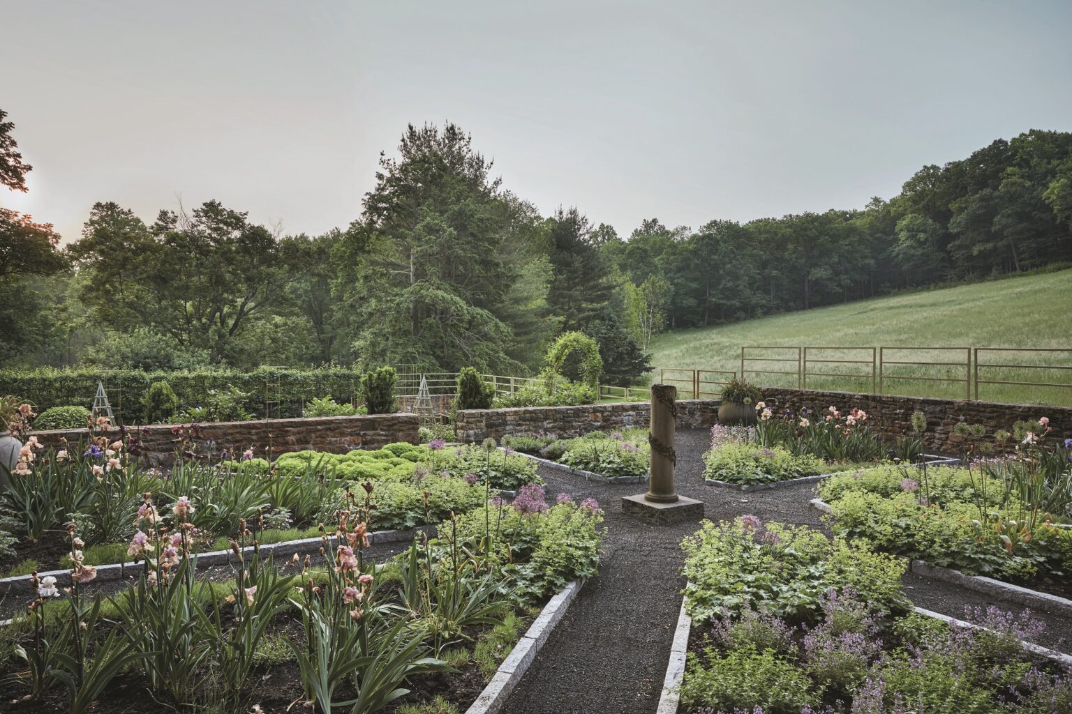 Janet Mavec: Bird Haven Farm - Garden Museum